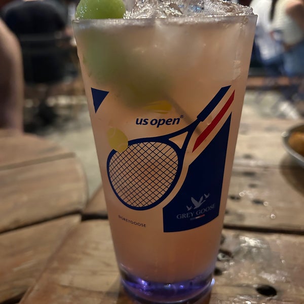 Fiddlesticks Pub & Grill - West Village - 109 tips