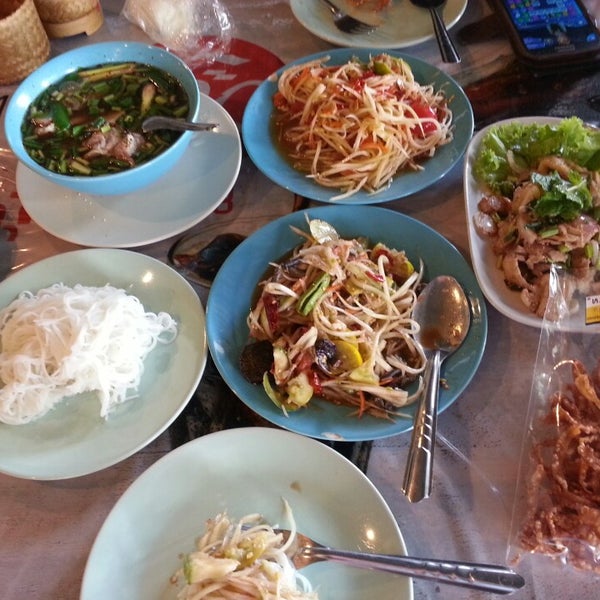 ร้านไก่ย่างเขาสวนกวาง (สายไหม84) - Thai Restaurant