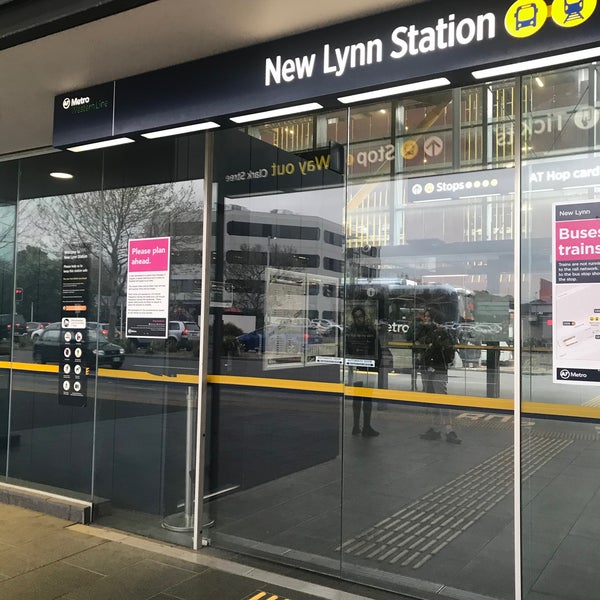 New Lynn Train Station - 4 tips