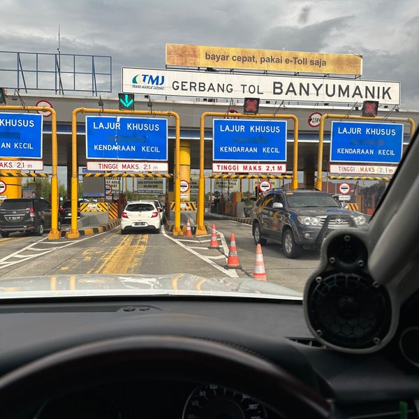 Gerbang Tol Banyumanik - Toll Booth