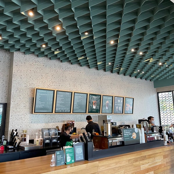 Starbucks - 1 tip from 6 visitors