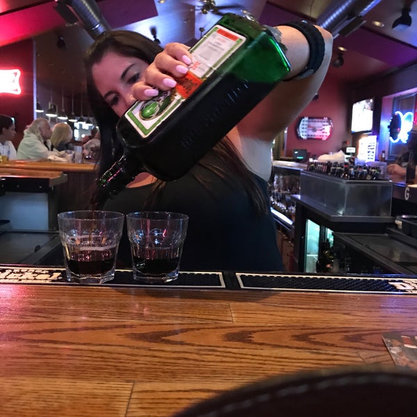 Morrison Roadhouse - Bar