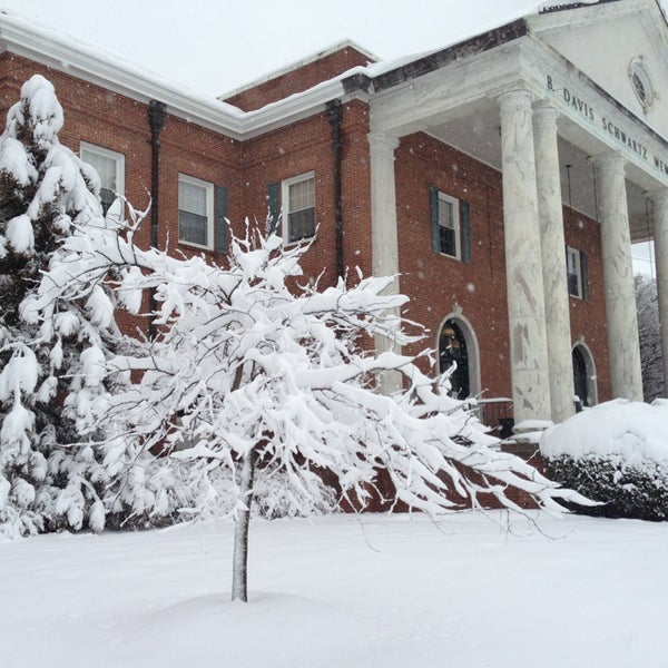 B. Davis Schwartz Memorial Library - Library in Greenvale
