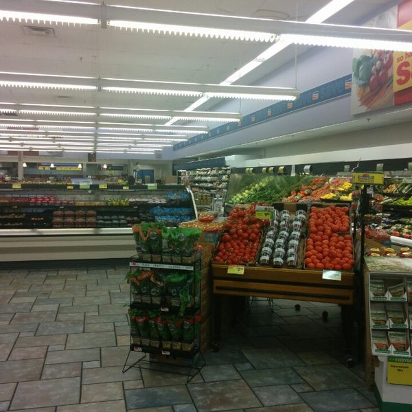 Pathmark (Now Closed) - Grocery Store in Port Richmond