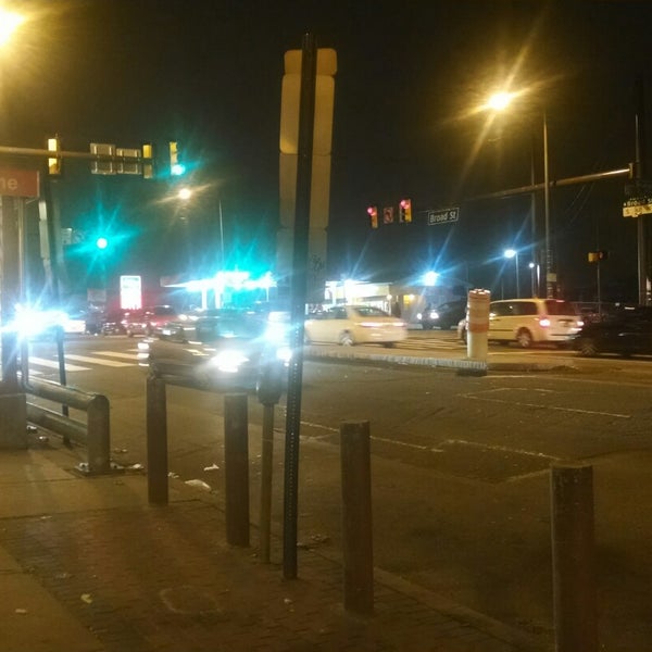 Broad Street & Lehigh Avenue - Intersection in Philadelphia