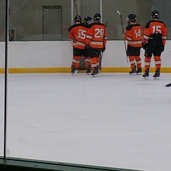 Family Ice Center - Falmouth, ME