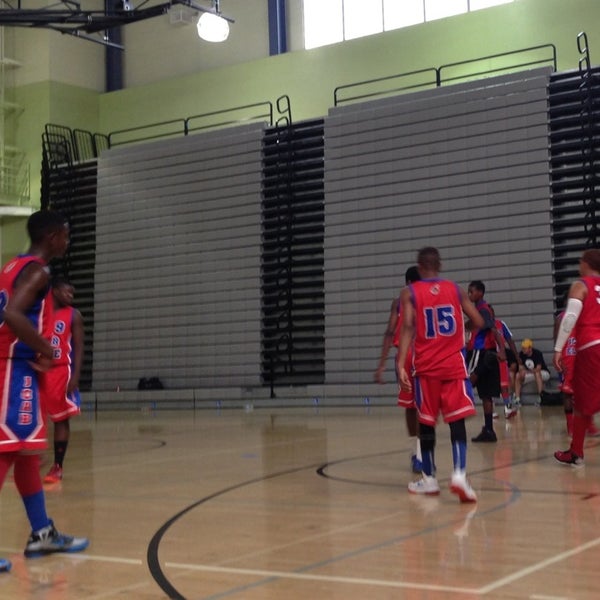 Photos at Edward R Roybal Learning Center - High School in Los Angeles