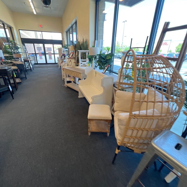 Hobby Lobby - Arts and Crafts Store