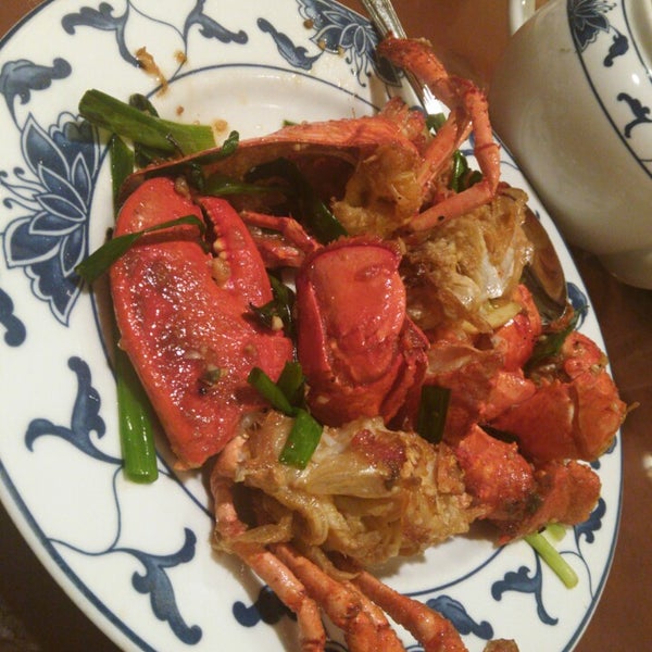 Photos at Fook Yuen Chinese Seafood Restaurant - Mccully - Moiliili ...