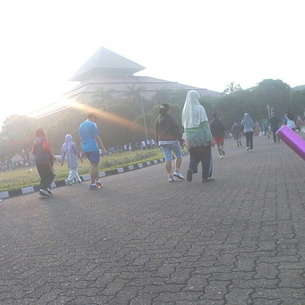 Lapangan Rotunda - Universitas Indonesia