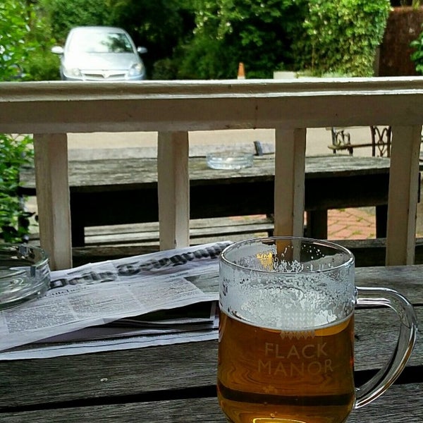 The Harrow Inn - Beer Garden in Steep