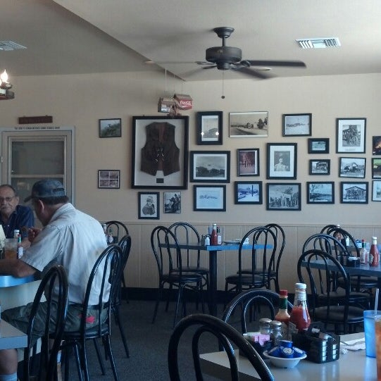 Morongo Valley Cafe and Museum - Café in Morongo