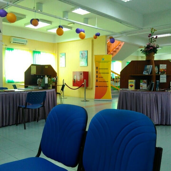 Perpustakaan Semporna - Library in Semporna