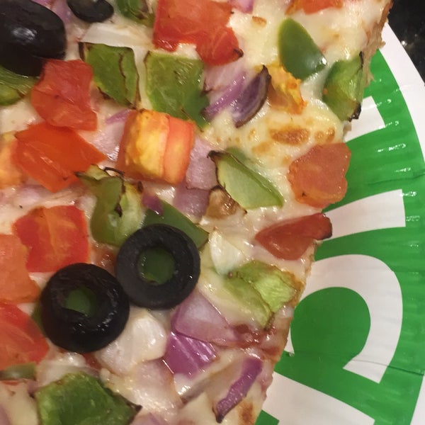 Freshslice Pizza - Downtown Vancouver - 768 Robson St