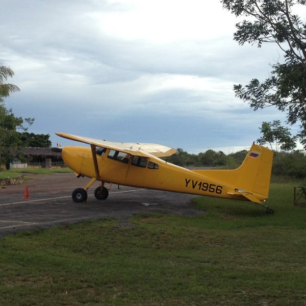 Aeropuerto de Canaima - Airport in Canaima City