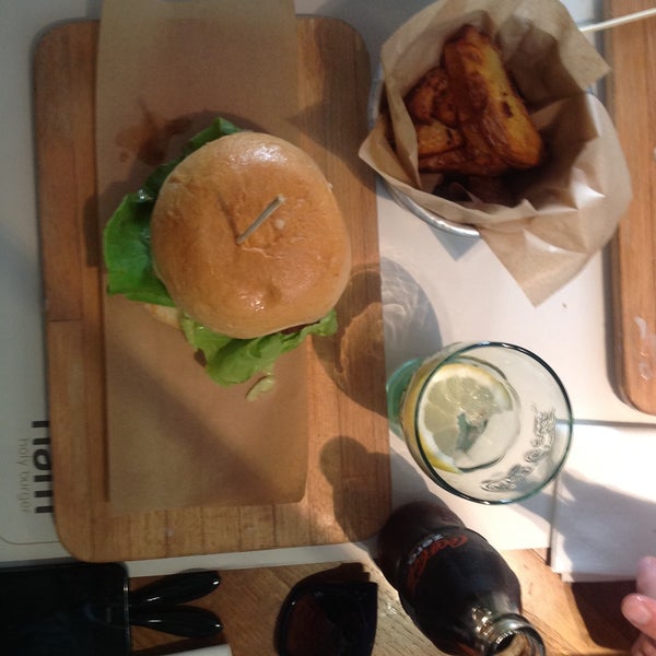 Ham Holy Burger - Burger Joint in Brera