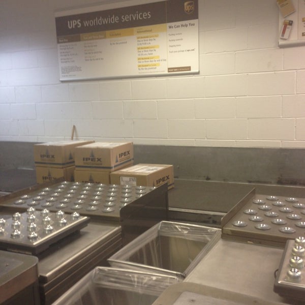 UPS - 100 S Lombard Rd