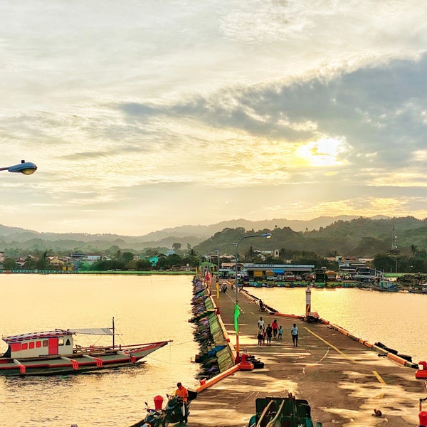 Port of Alabat - Pier