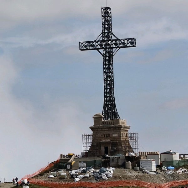 Crucea Eroilor Neamului - Vârful Caraiman