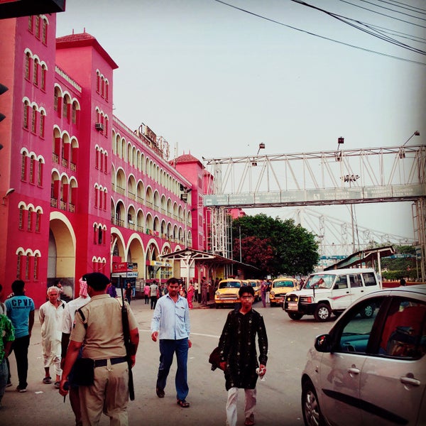 Howrah Junction Station (HWH) - Rail Station in Howrah