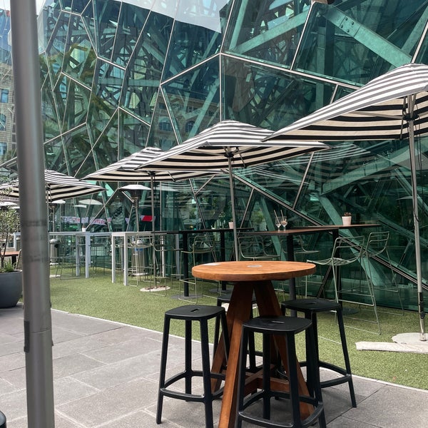 Beer DeLuxe - 60 tips from 3438 visitors