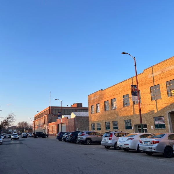 North Center - 3 tips from 1076 visitors