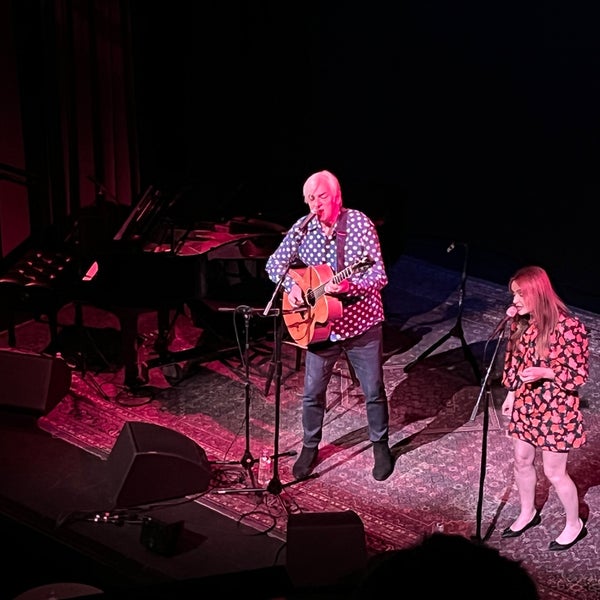 Gary & Laura Maurer Concert Hall - Ravenswood - Chicago, IL