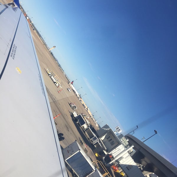 Gate E4 (Now Closed) - Airport Gate