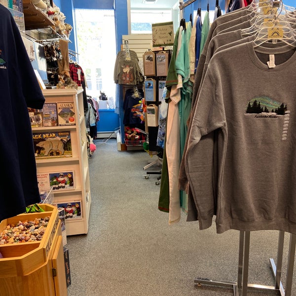 Arctic Traveler's Gift Shop - Downtown Fairbanks - 1 tip