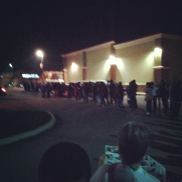 Landstown Commons Shopping Center - 3312 Princess Anne Rd