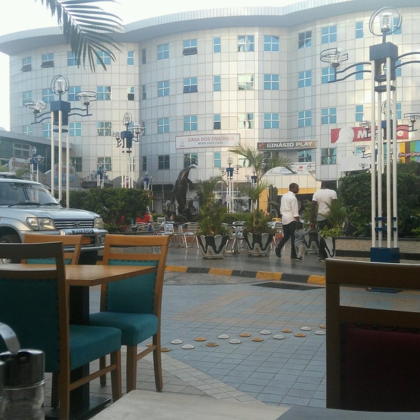 Maputo Shopping Centre - R. Ngungunhane 85