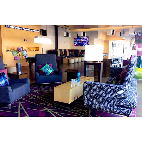 Aloft Tulsa Downtown - 200 Civic Ctr