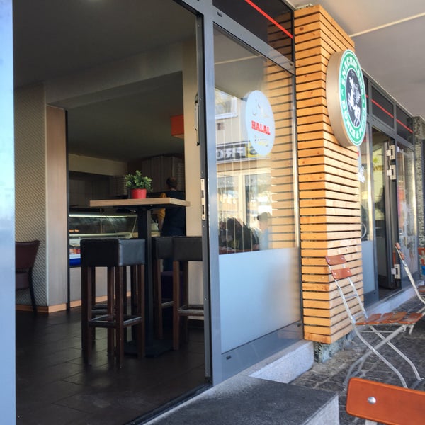 Snackman's Bistro & Imbiss - 5 visitors