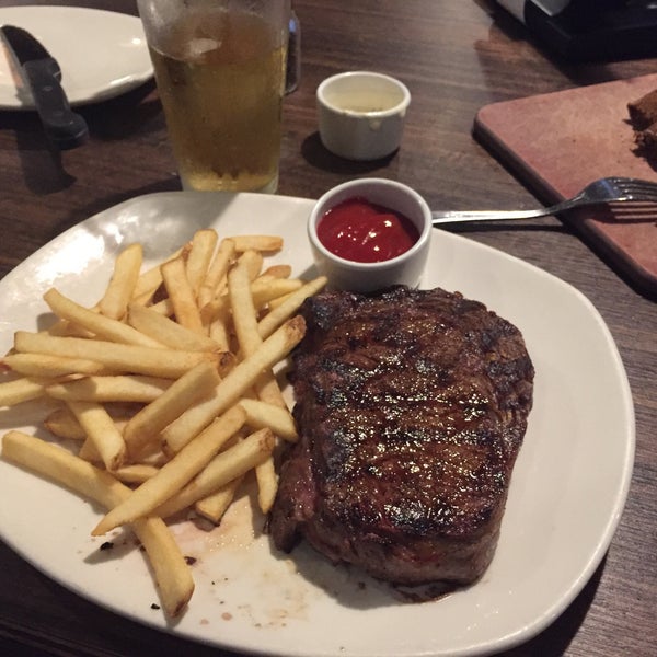 Outback Steakhouse - 17 tips from 1111 visitors