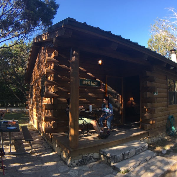 Foxfire Cabins - Bed and Breakfast in Utopia
