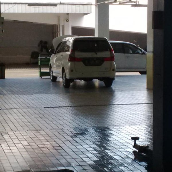 Toyota Merdeka Motor - Arcade in Bandung