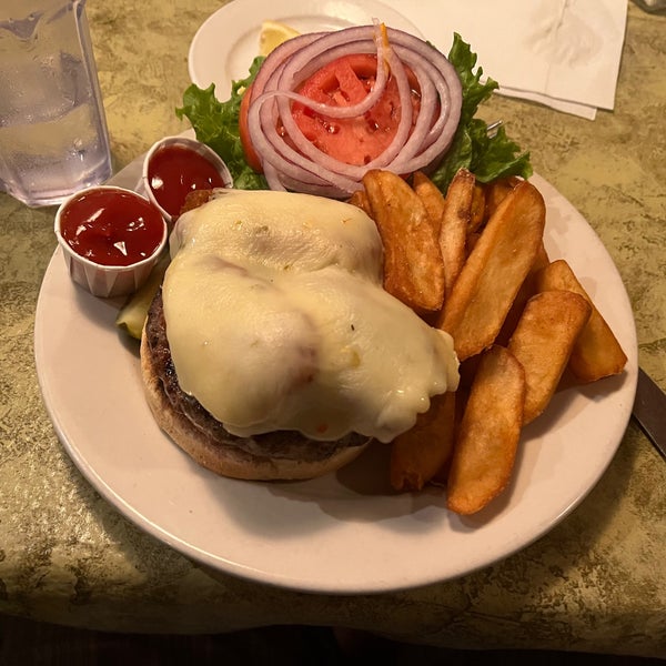 Zoey's Double Hex Restaurant - American Restaurant