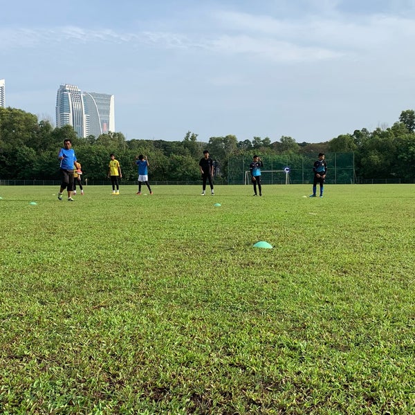 Padang Bola Sepak Presint 5 - 197 visitors