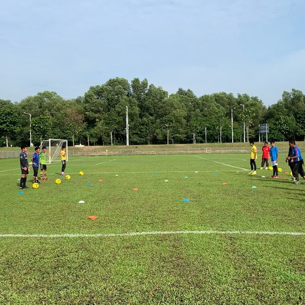 Padang Bola Sepak Presint 5 - 197 visitors