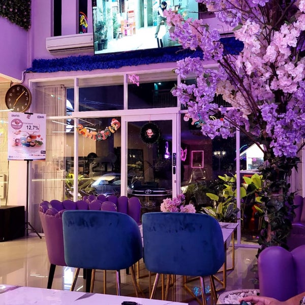 Moonchild Eatery - 3 visitors