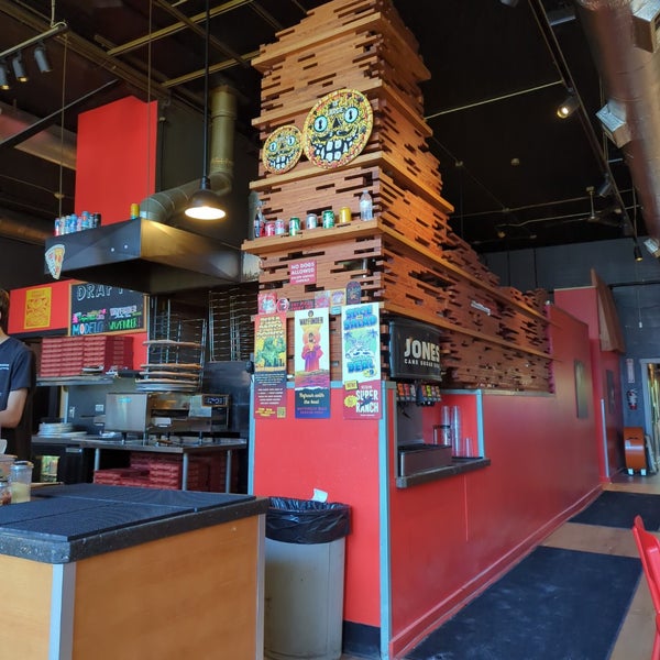 Sizzle Pie - Pizzeria