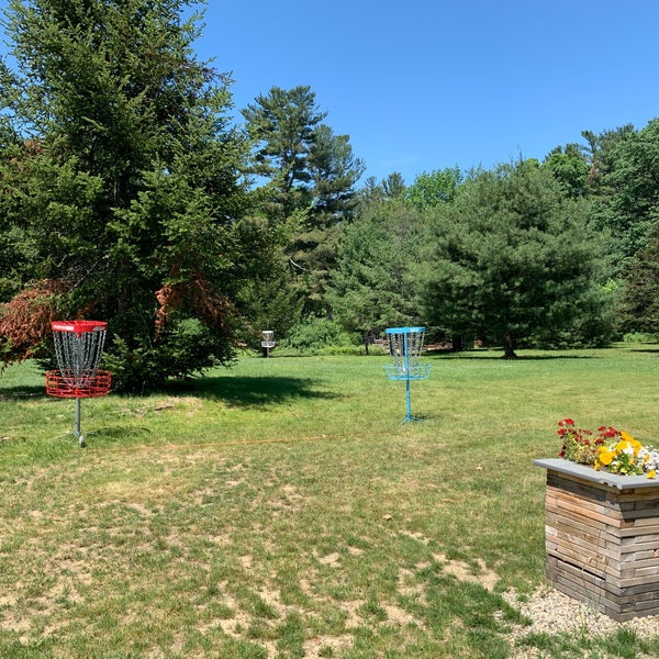 Marshall Street Pyramids Disc Golf Course - Leicester, MA
