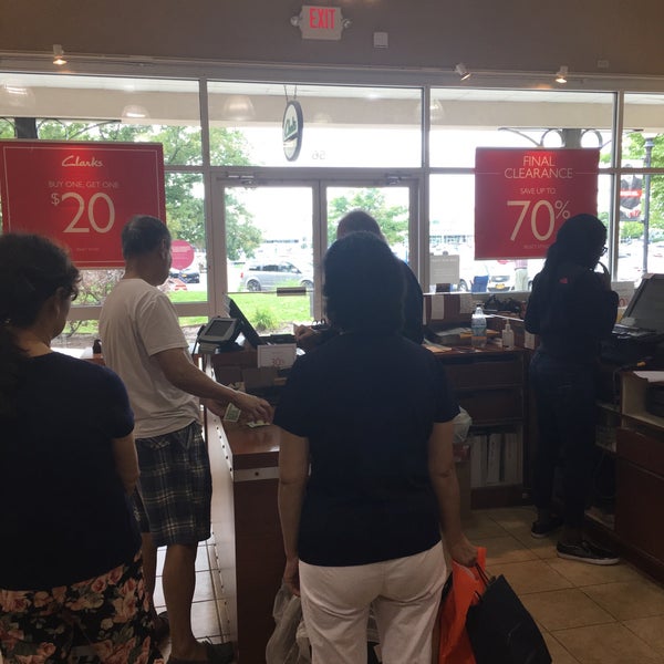 Waterloo Premium Outlets - 655 NY-318