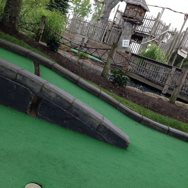 Paradise Mini Golf - Middleton, MA