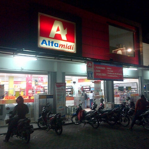 Alfamidi Aria Putra Ciputat - Convenience Store in Pamulang
