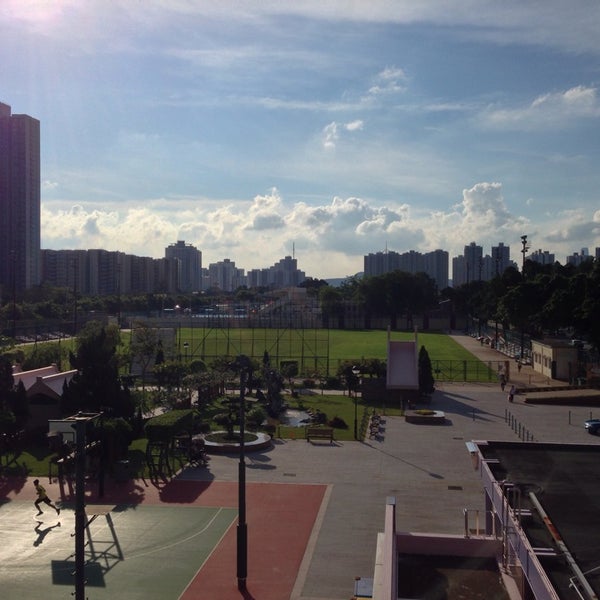 Fanling Swimming Pool 粉嶺泳池 - 42 visitors