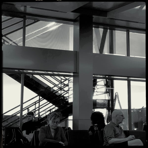 Gate B24 - Airport Gate