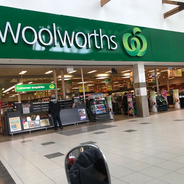 Woolworths - 95-103 Pakington St