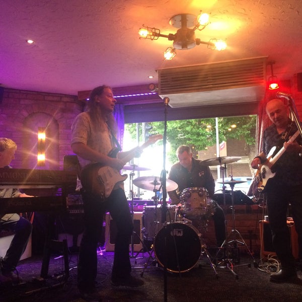 Bar Brunel - 1 tip from 31 visitors