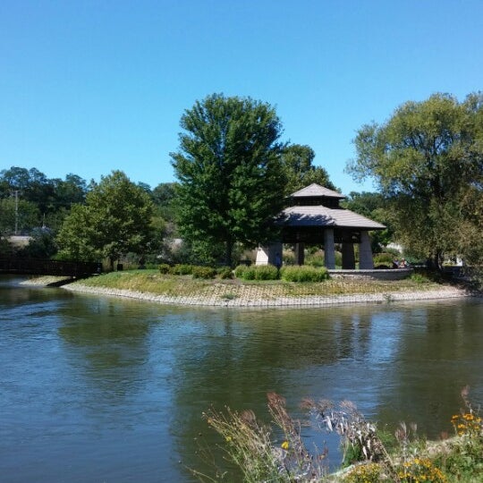Photos at Elgin Riverwalk - Downtown Elgin - 7 tips from 278 visitors